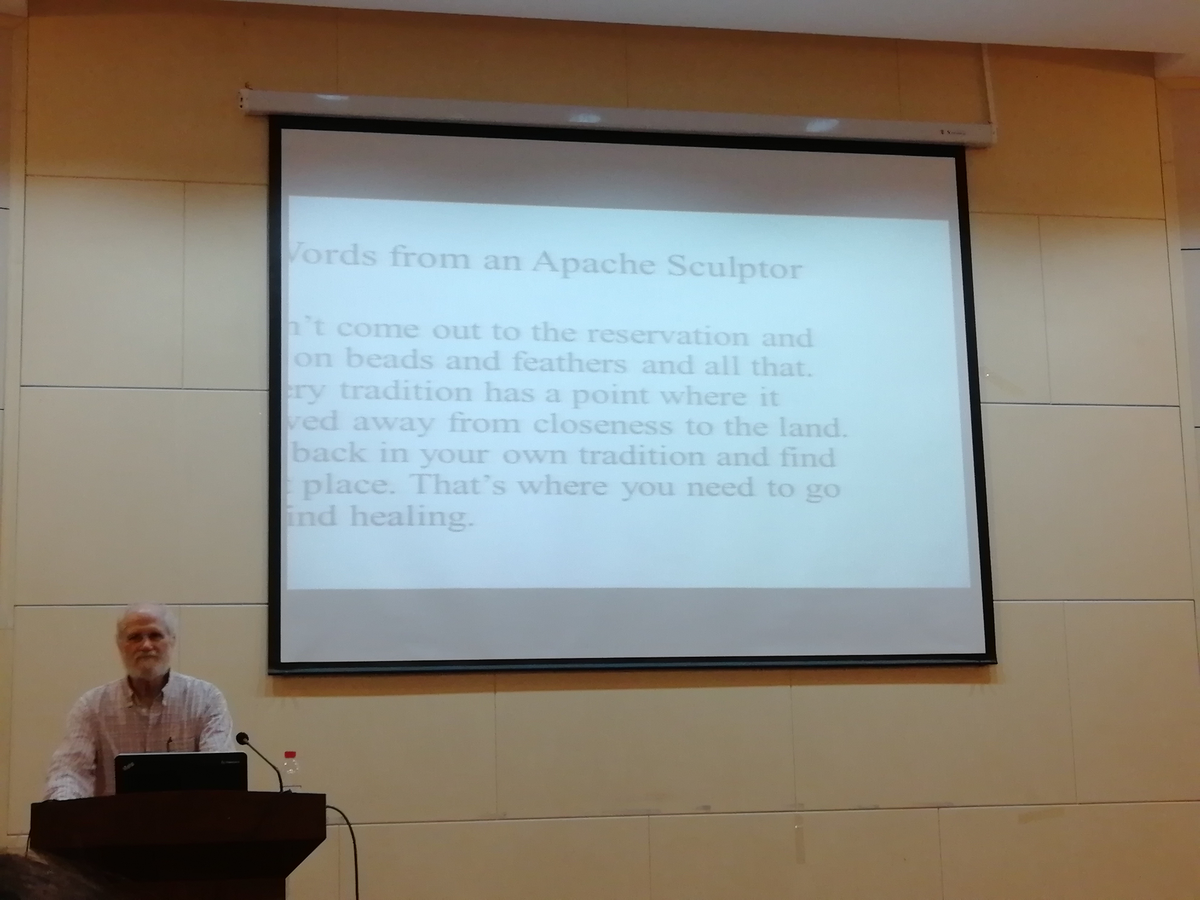 中阿肯色大学Conrad Shumaker教授来我校进行学术讲座-西安工程大学人文社会科学学院
